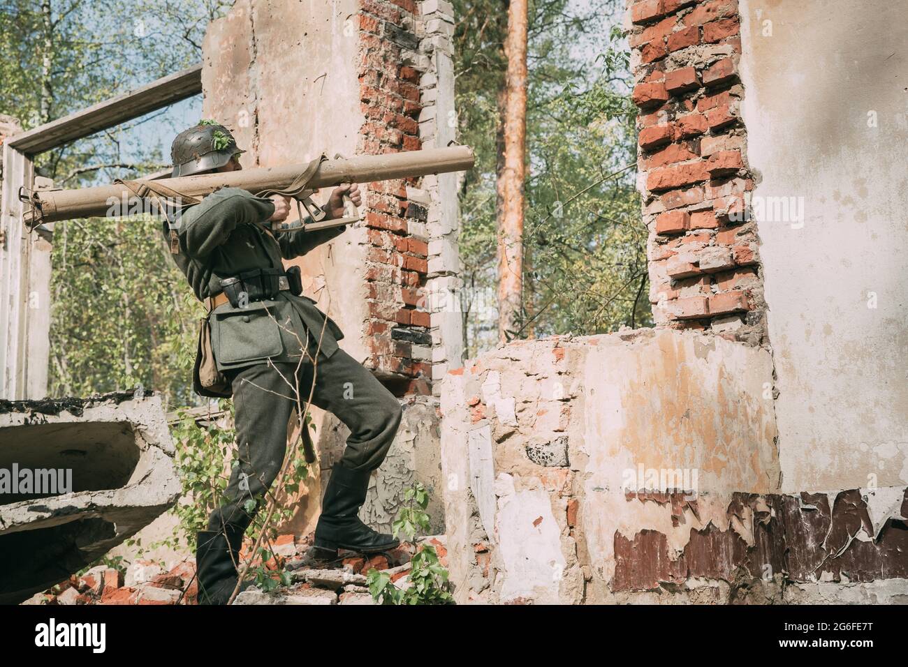 Reenactment of the second world war hi-res stock photography and images ...