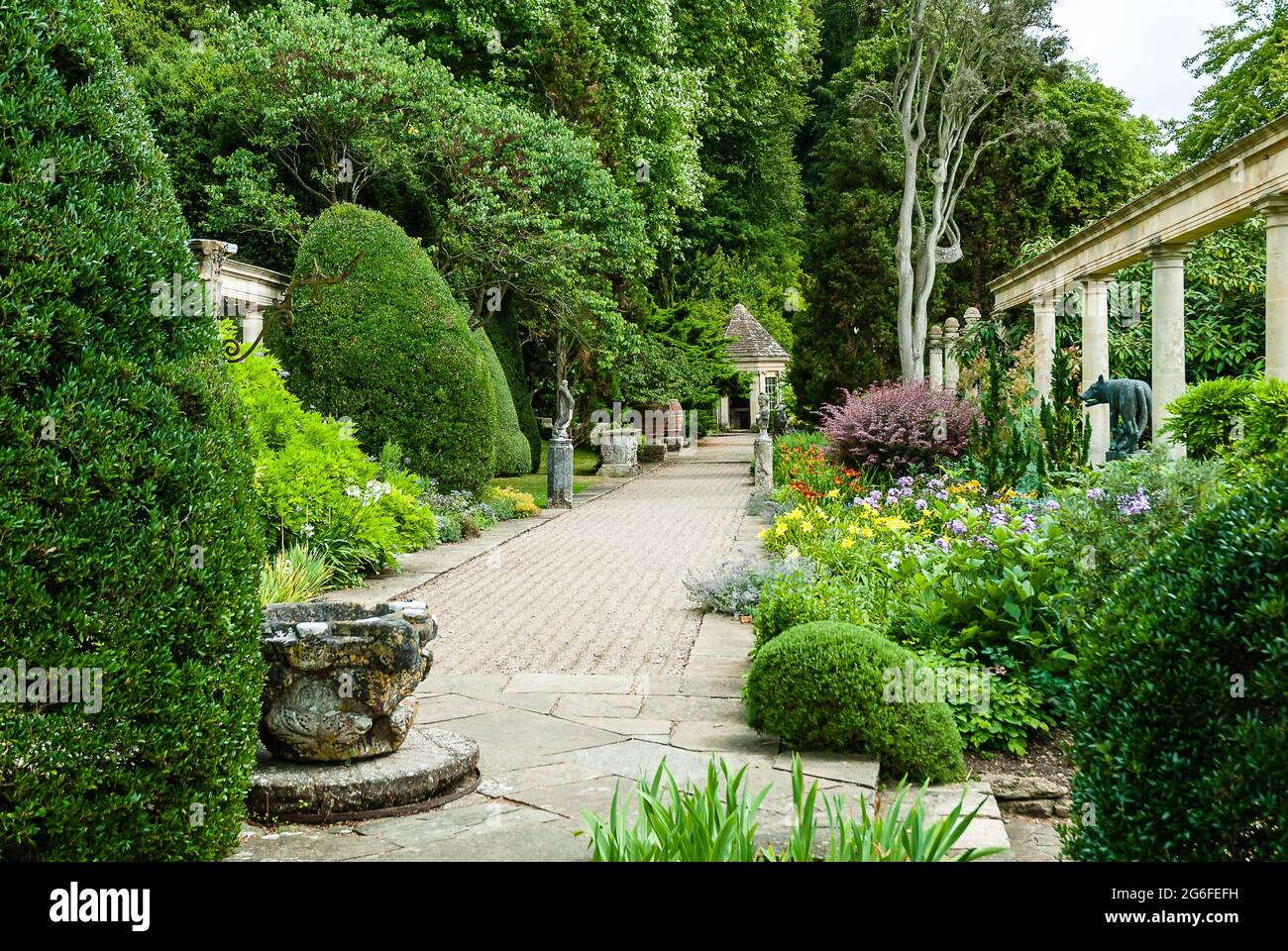 Iford manor estate, wiltshire hi-res stock photography and images - Alamy