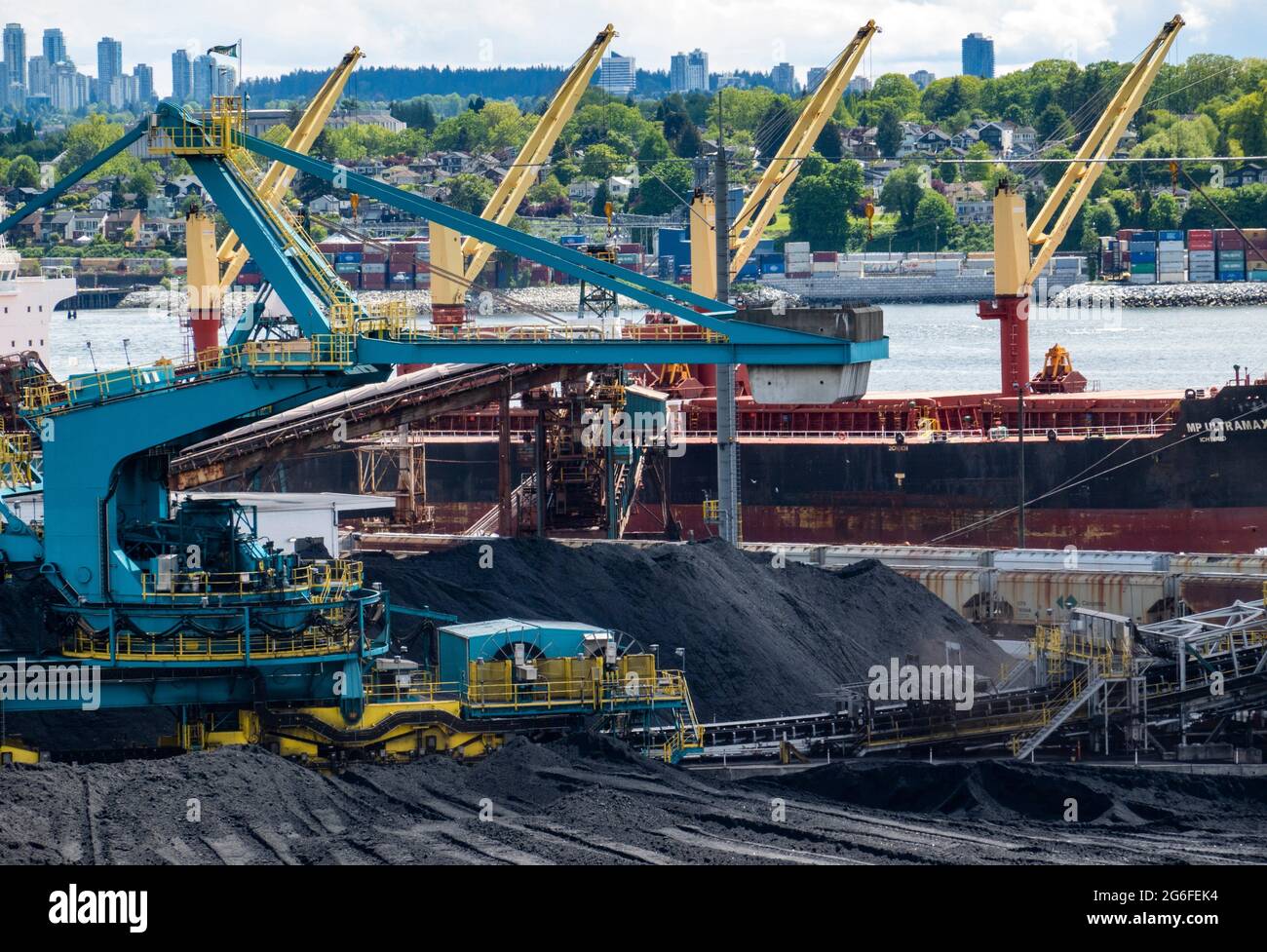Coal loading port in North Vancouver, BC, Canada Stock Photo - Alamy