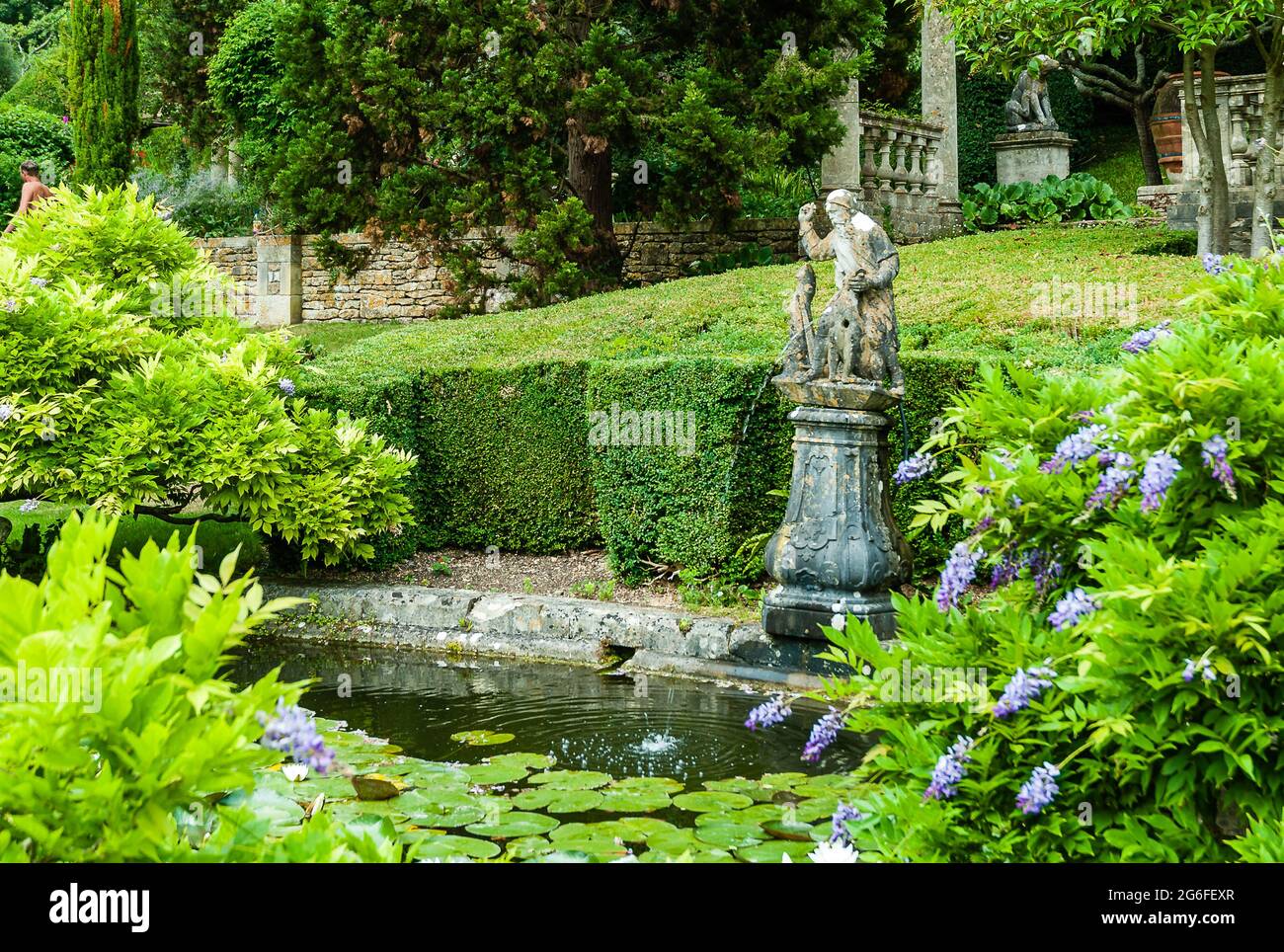 Iford manor garden hi-res stock photography and images - Alamy