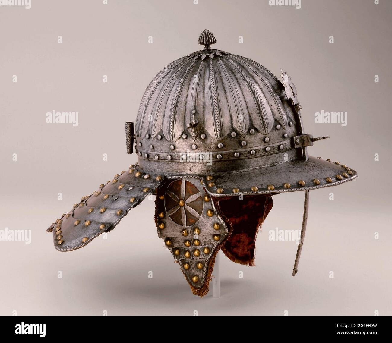 Brass helmet hi-res stock photography and images - Alamy