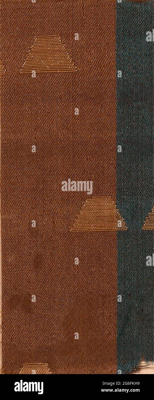 Plain compound satin silk gilt paper hi-res stock photography and ...