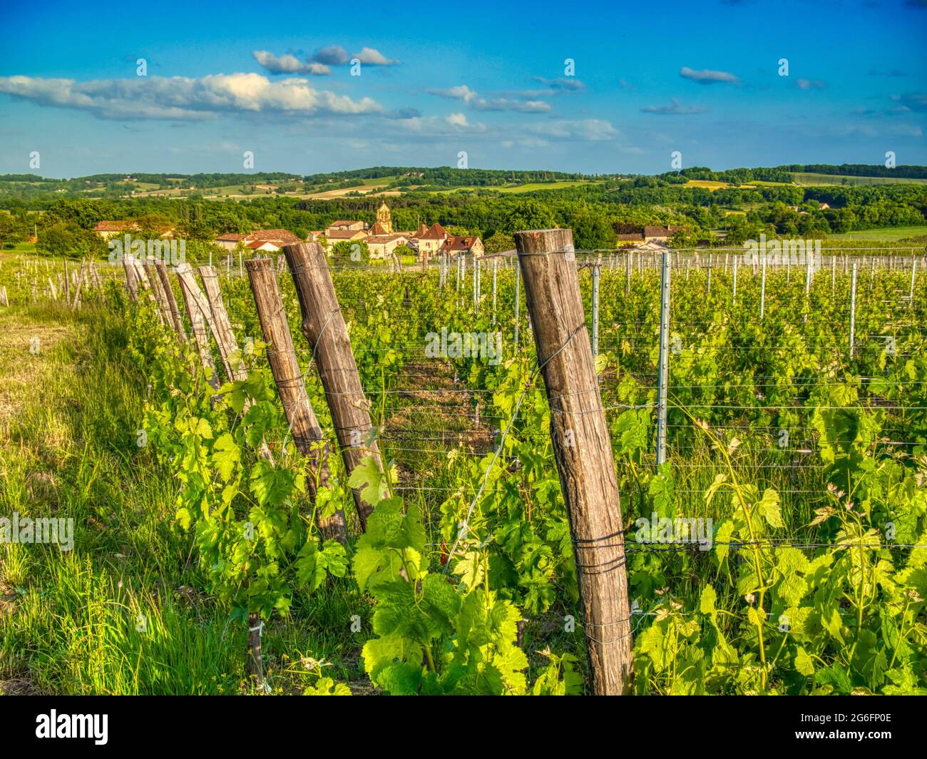 Eymet village hi-res stock photography and images - Alamy