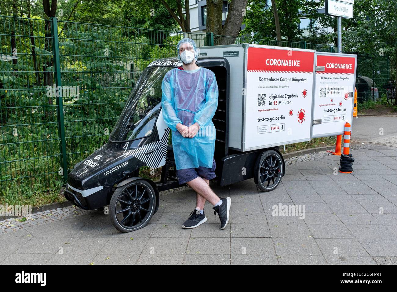 Easy testing hi-res stock photography and images - Alamy