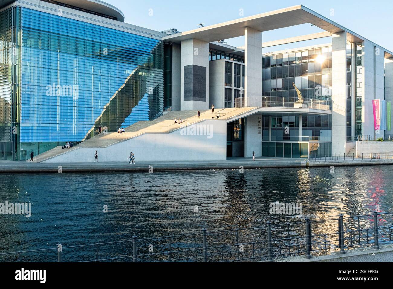 Inside of offices hi-res stock photography and images - Alamy