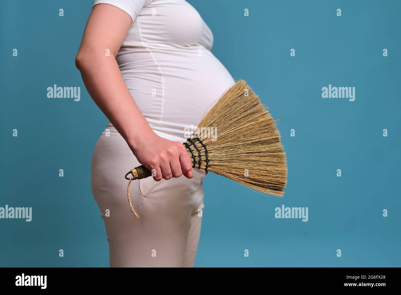 Nesting syndrome in pregnant women. Nesting instinct during pregnancy ...