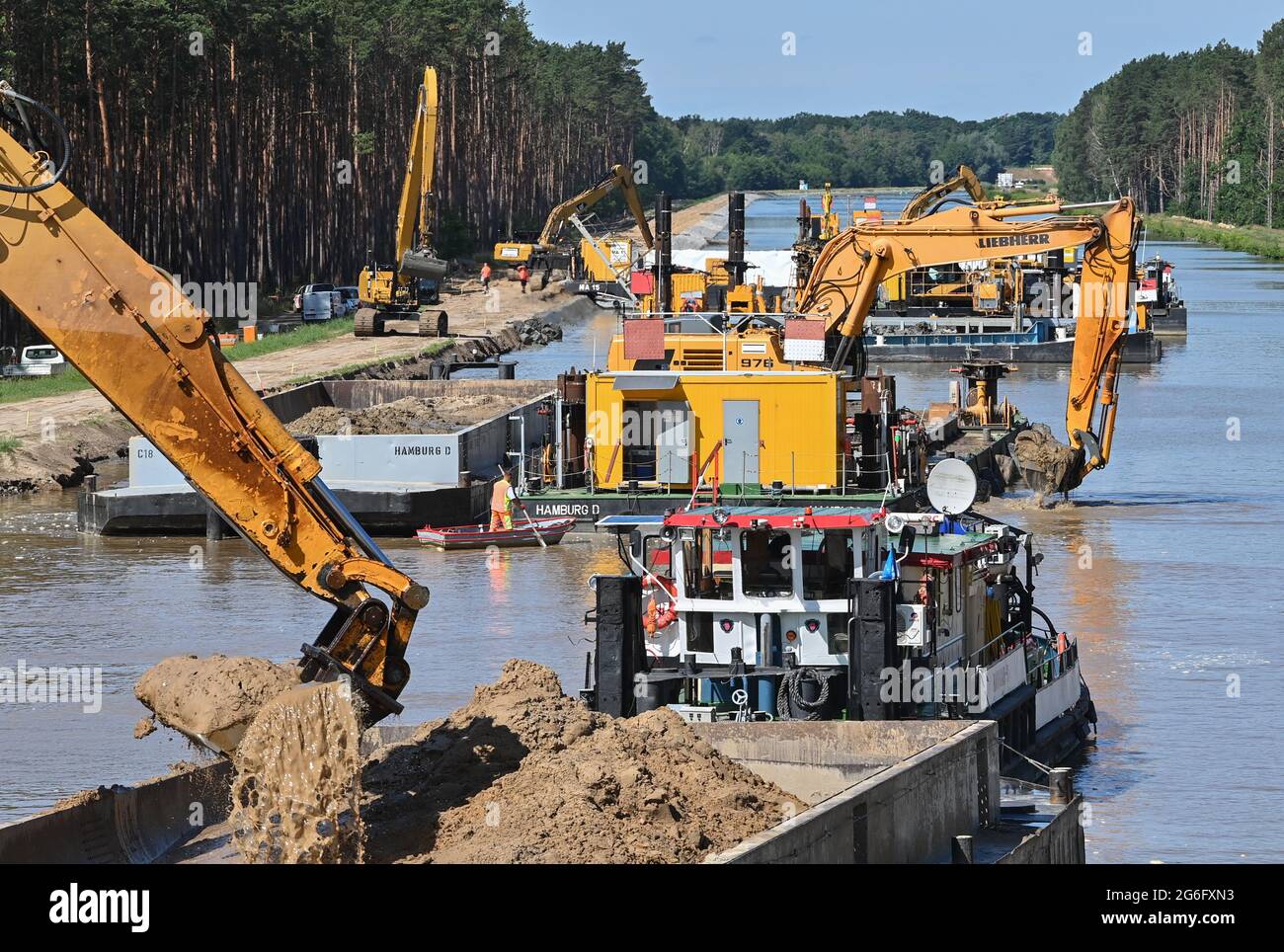 Restored Barges High Resolution Stock Photography and Images - Alamy