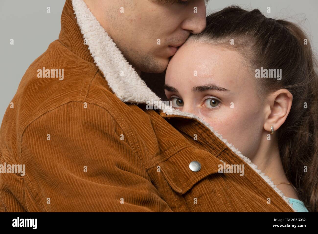 Woman worried with boyfriend hi-res stock photography and images - Alamy