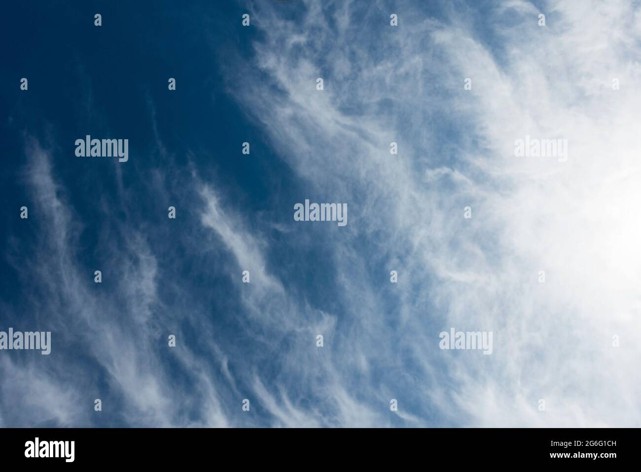 Cirrus Cloud Formation, UK Stock Photo - Alamy