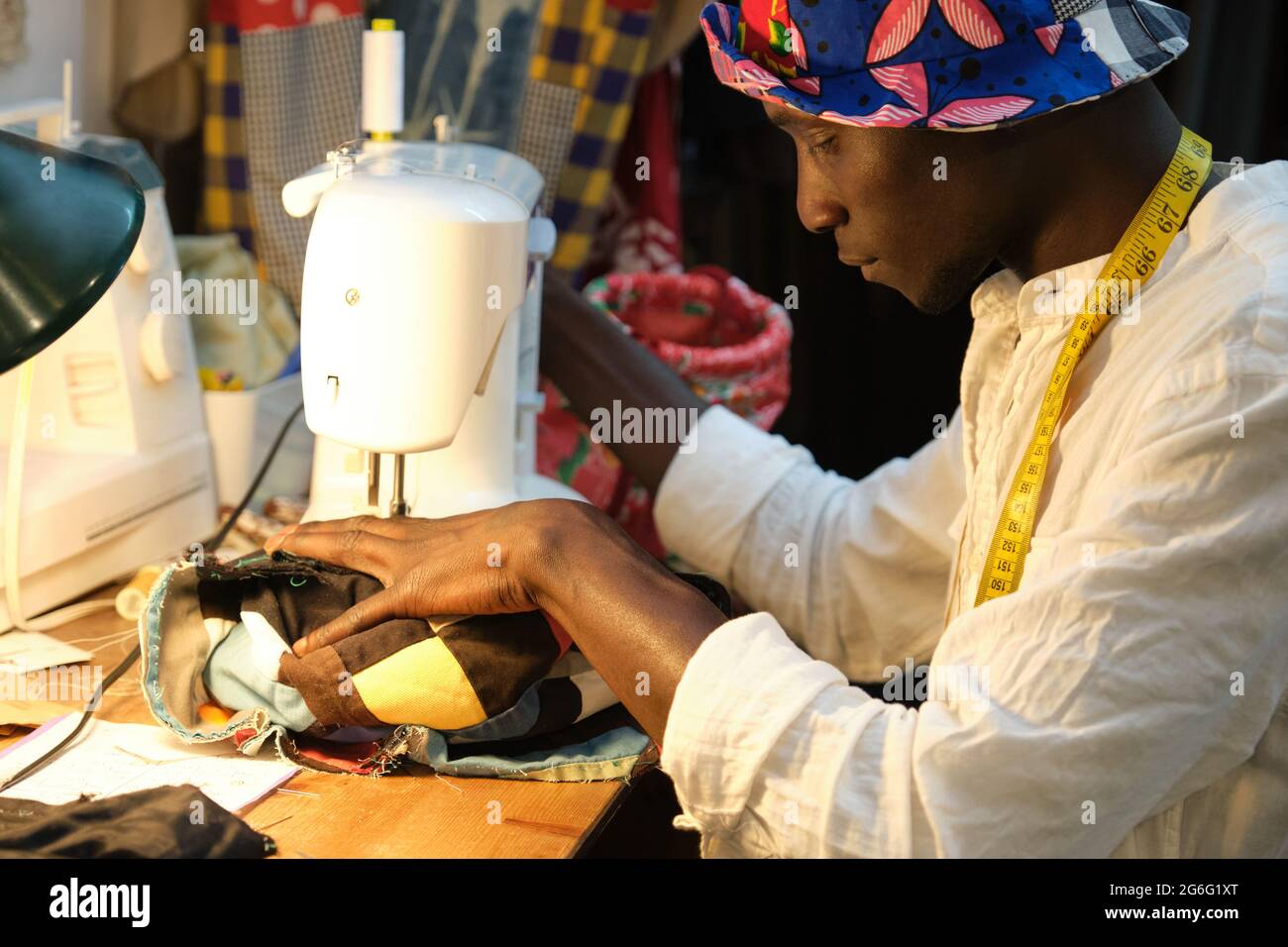 African fabrics hi-res stock photography and images - Alamy