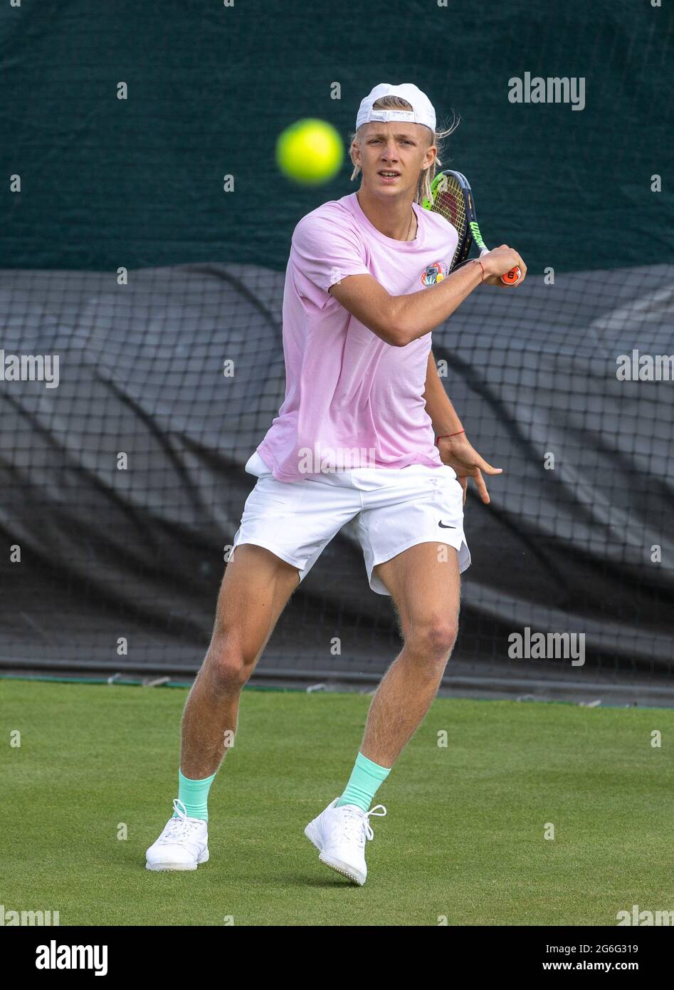 Mark Lajal practices on the Aorangi Practice Courts on day eight of ...