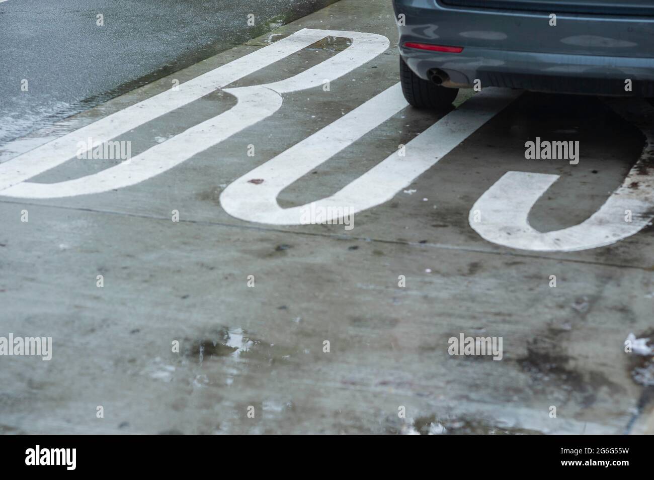 Rain trace hi-res stock photography and images - Alamy