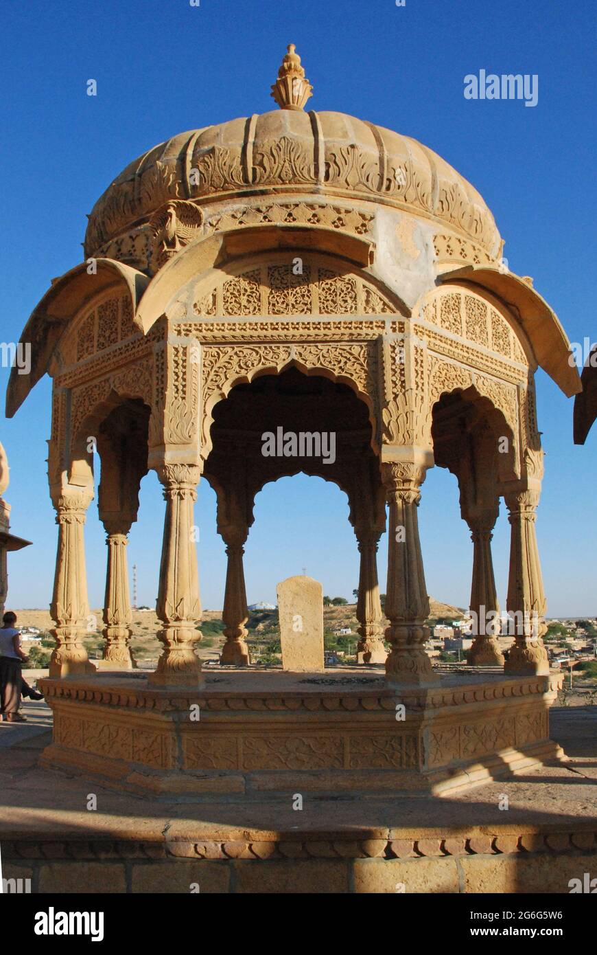 Indian cenotaph hi-res stock photography and images - Alamy