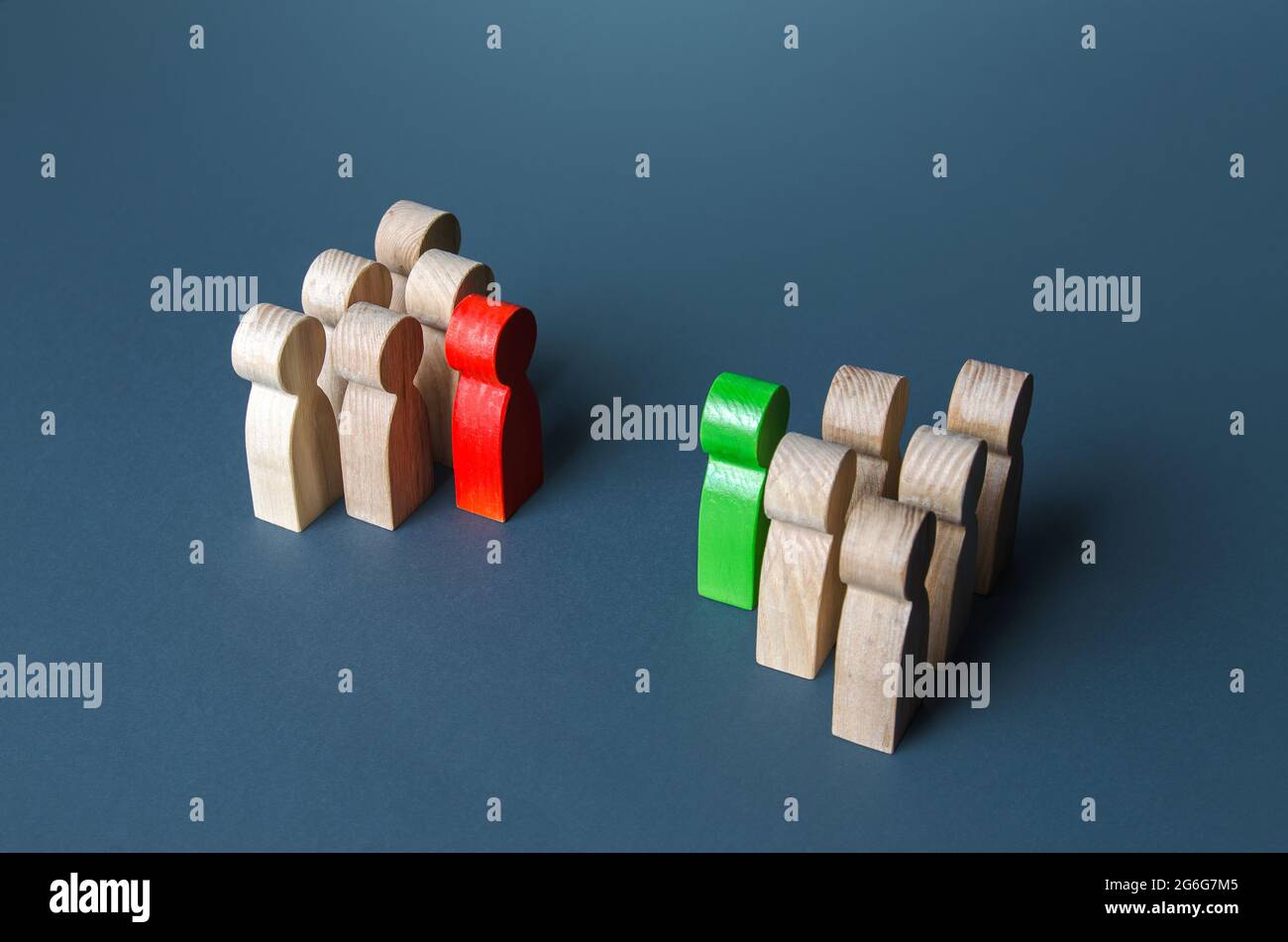 Conflict resolution hi-res stock photography and images - Alamy