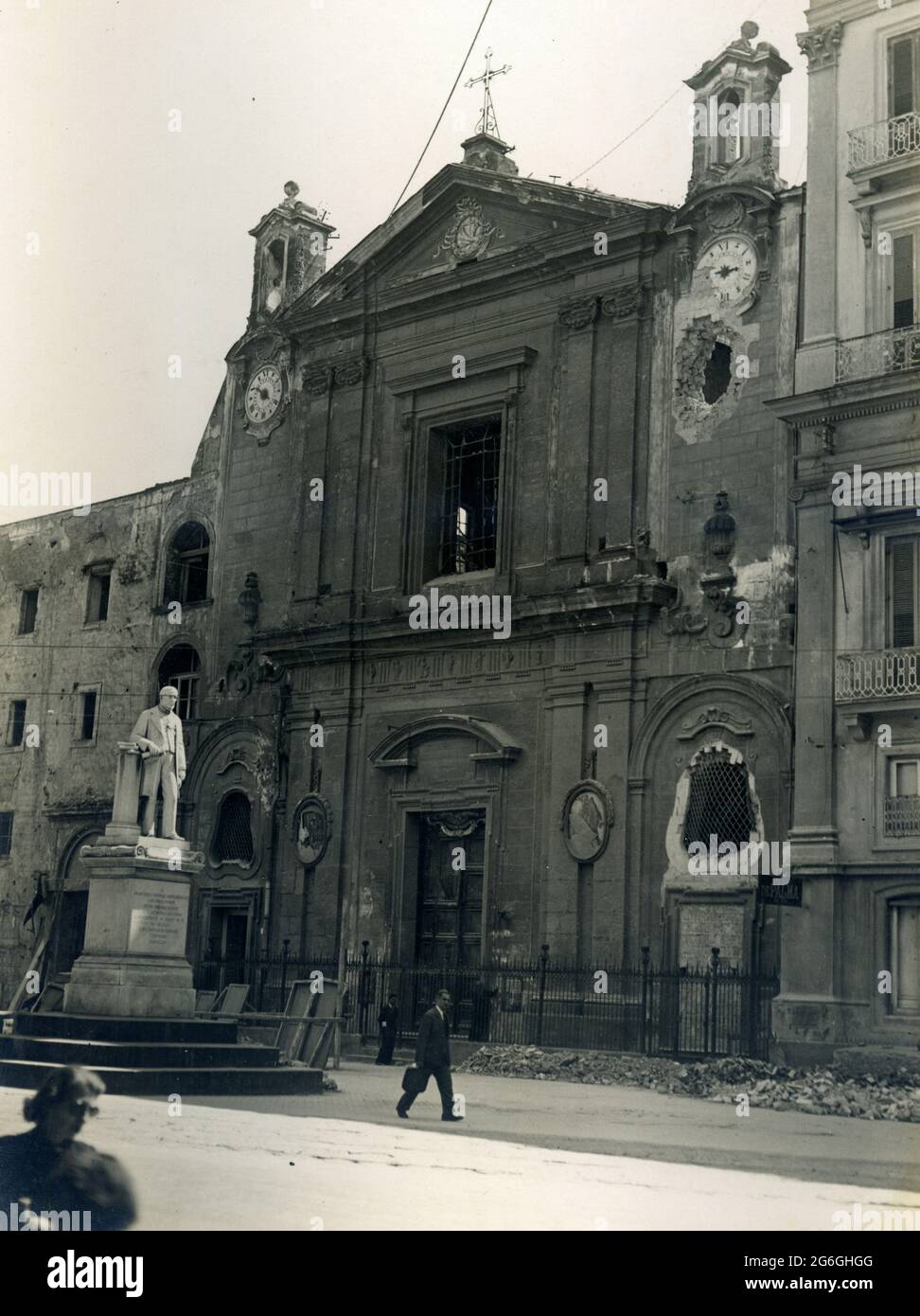 Naples In Wwii Naples Life,Death & Miracle
