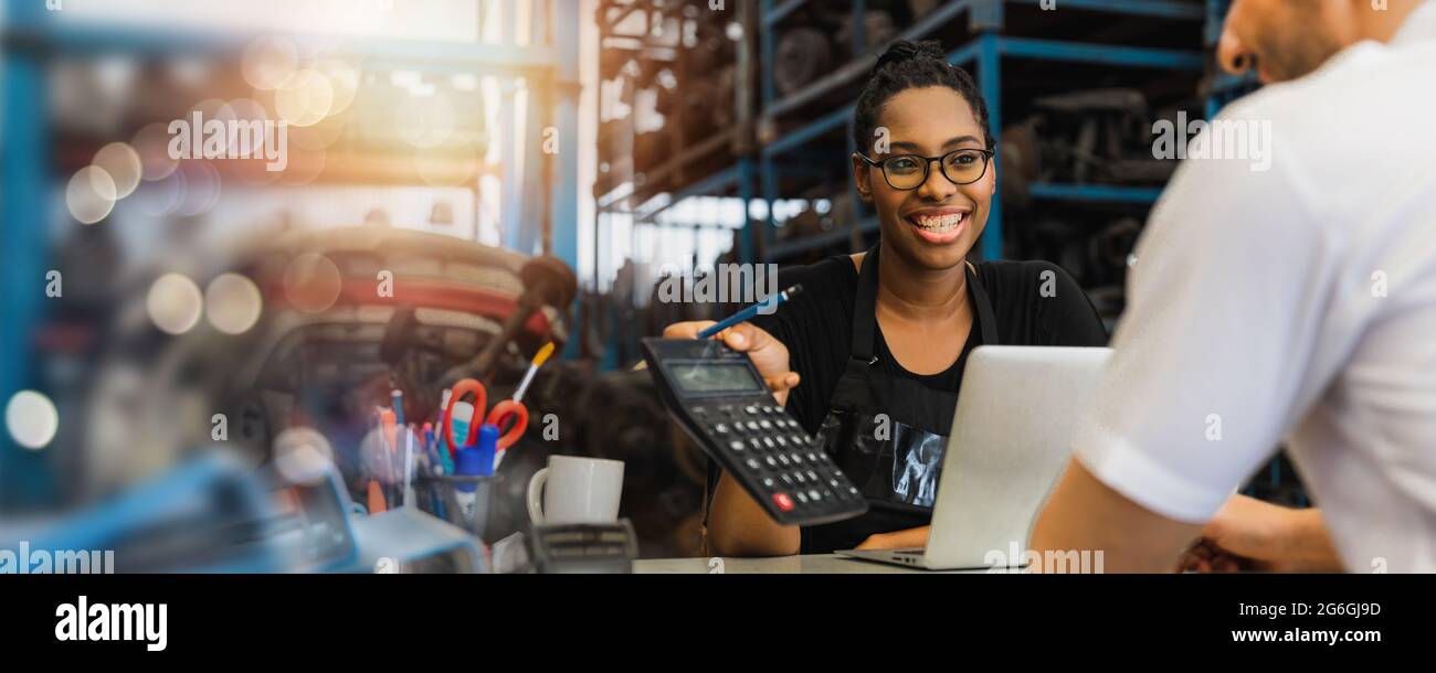 Client service hi-res stock photography and images - Alamy