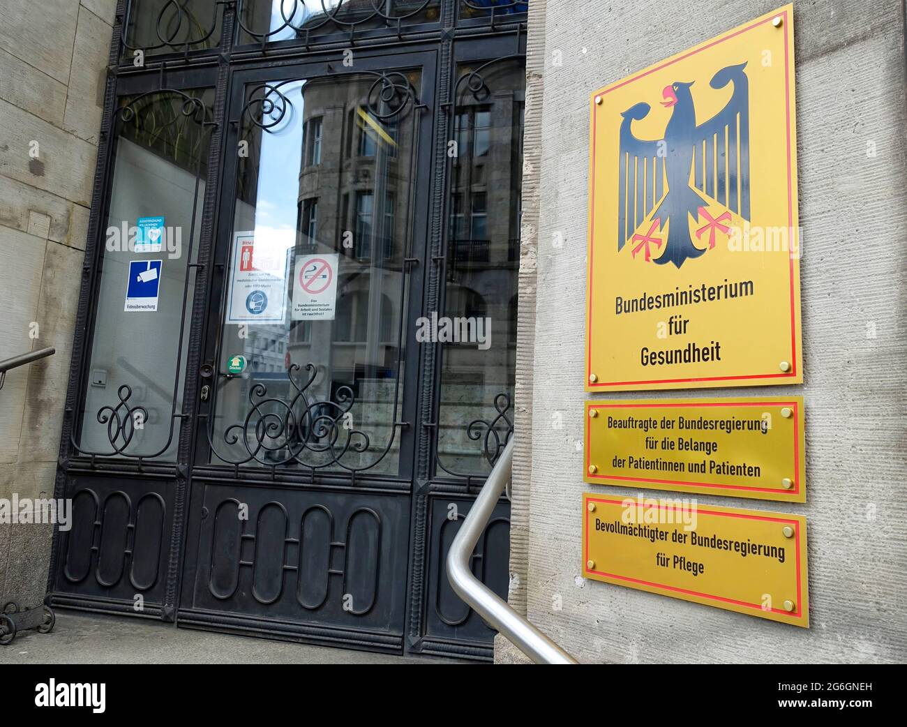 Cabinet level ministry hi-res stock photography and images - Alamy
