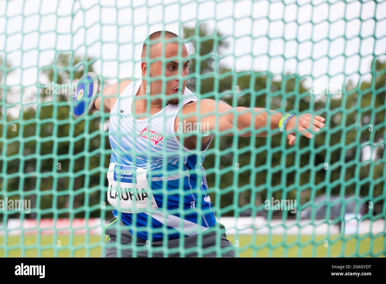 Track and field club junior hi-res stock photography and images - Alamy