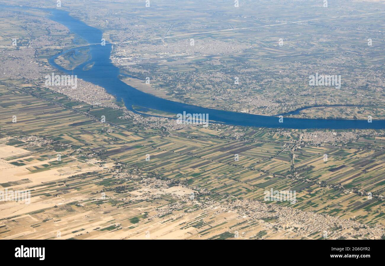 Nile river dam aerial hi-res stock photography and images - Alamy