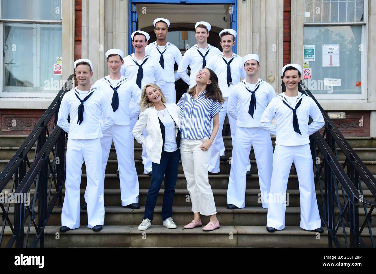 Felicity Kendal and Sutton Foster during a photocall for Anything Goes ...
