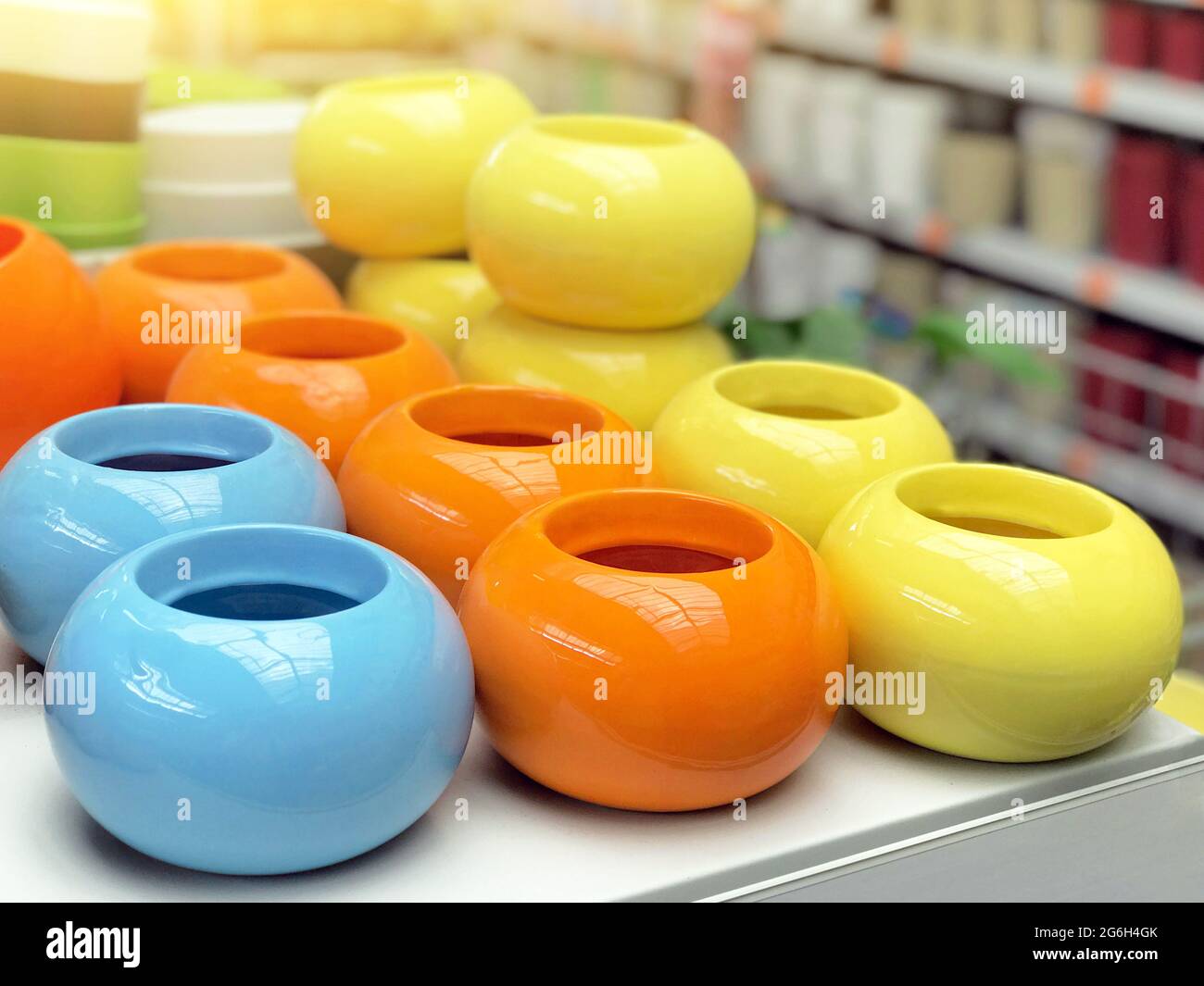 Blue round shelf design hi-res stock photography and images - Alamy