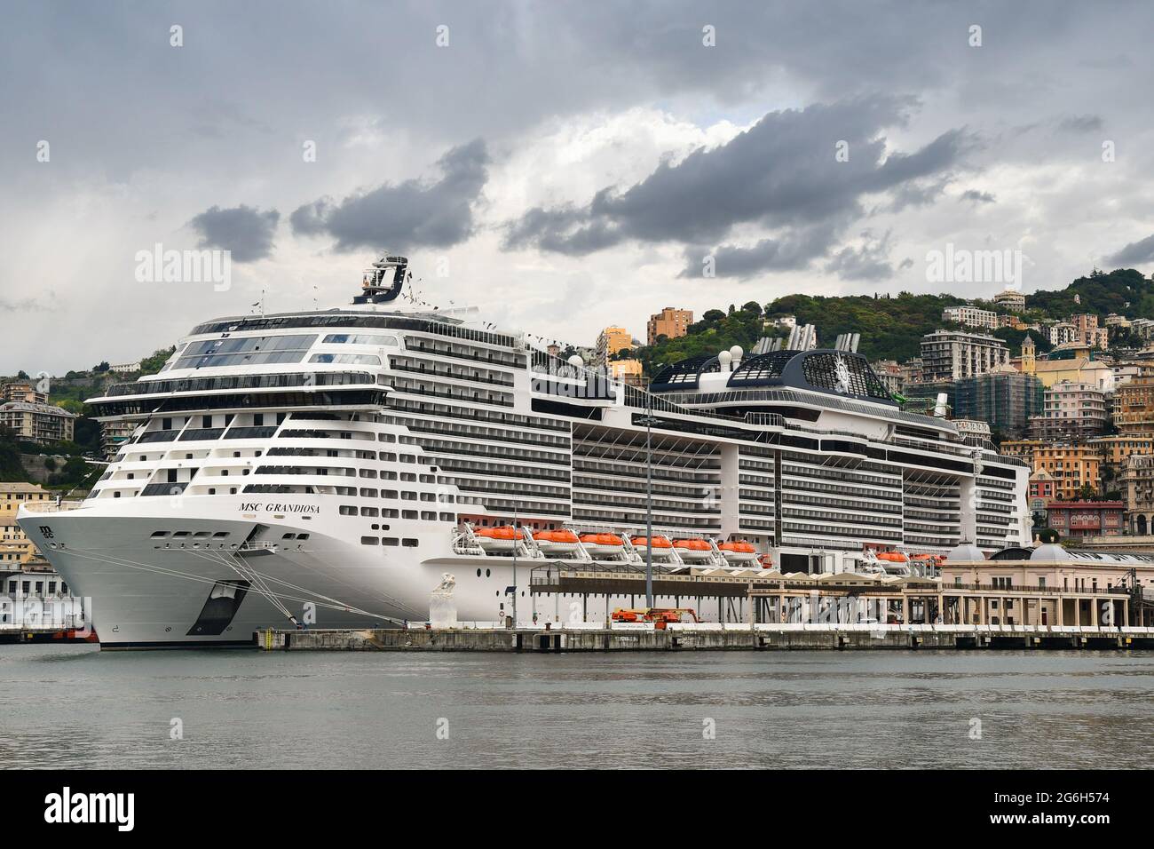 Msc in genova hi-res stock photography and images - Alamy