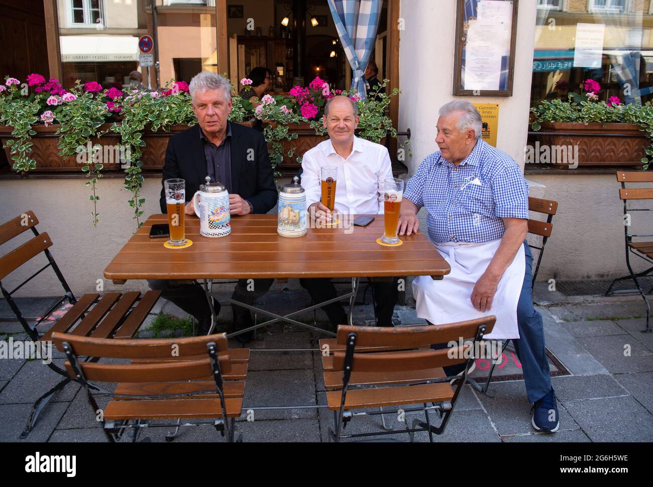 The Tenant 2021 High Resolution Stock Photography and Images - Alamy