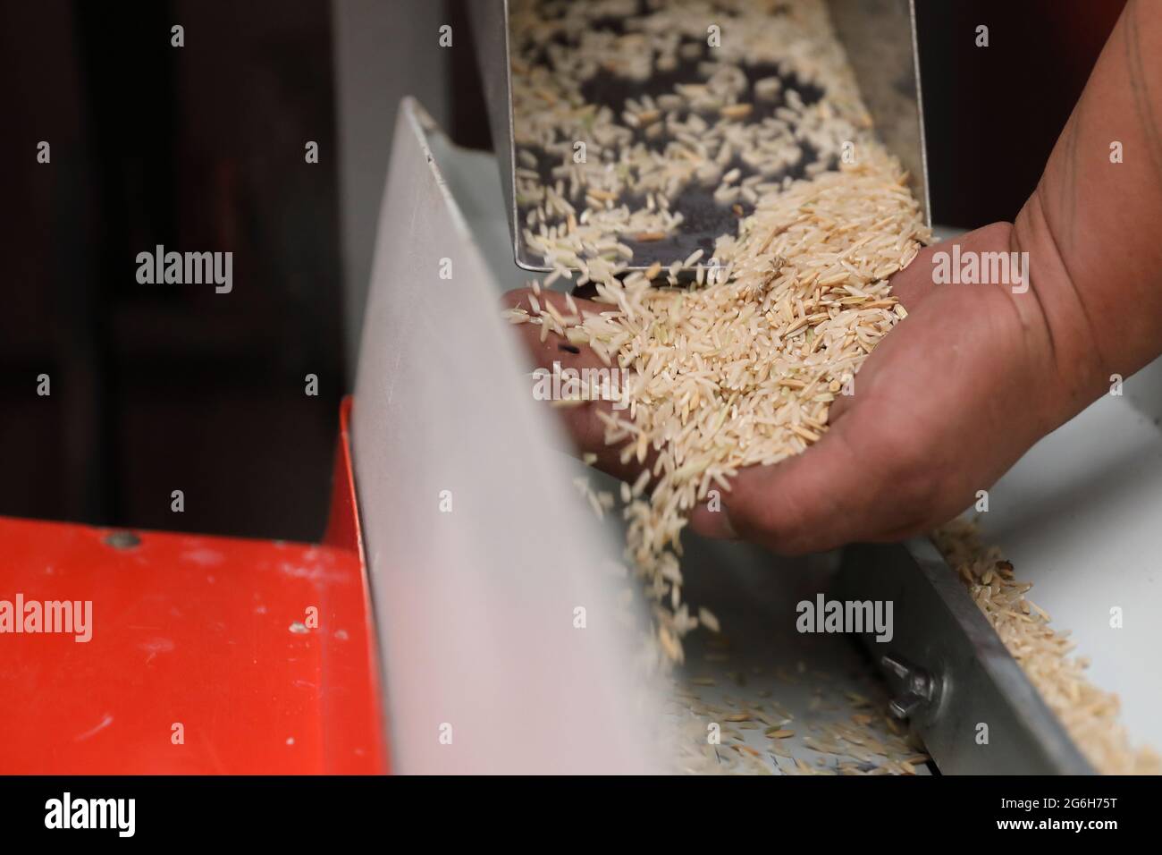 Milling grain machine hi-res stock photography and images - Alamy