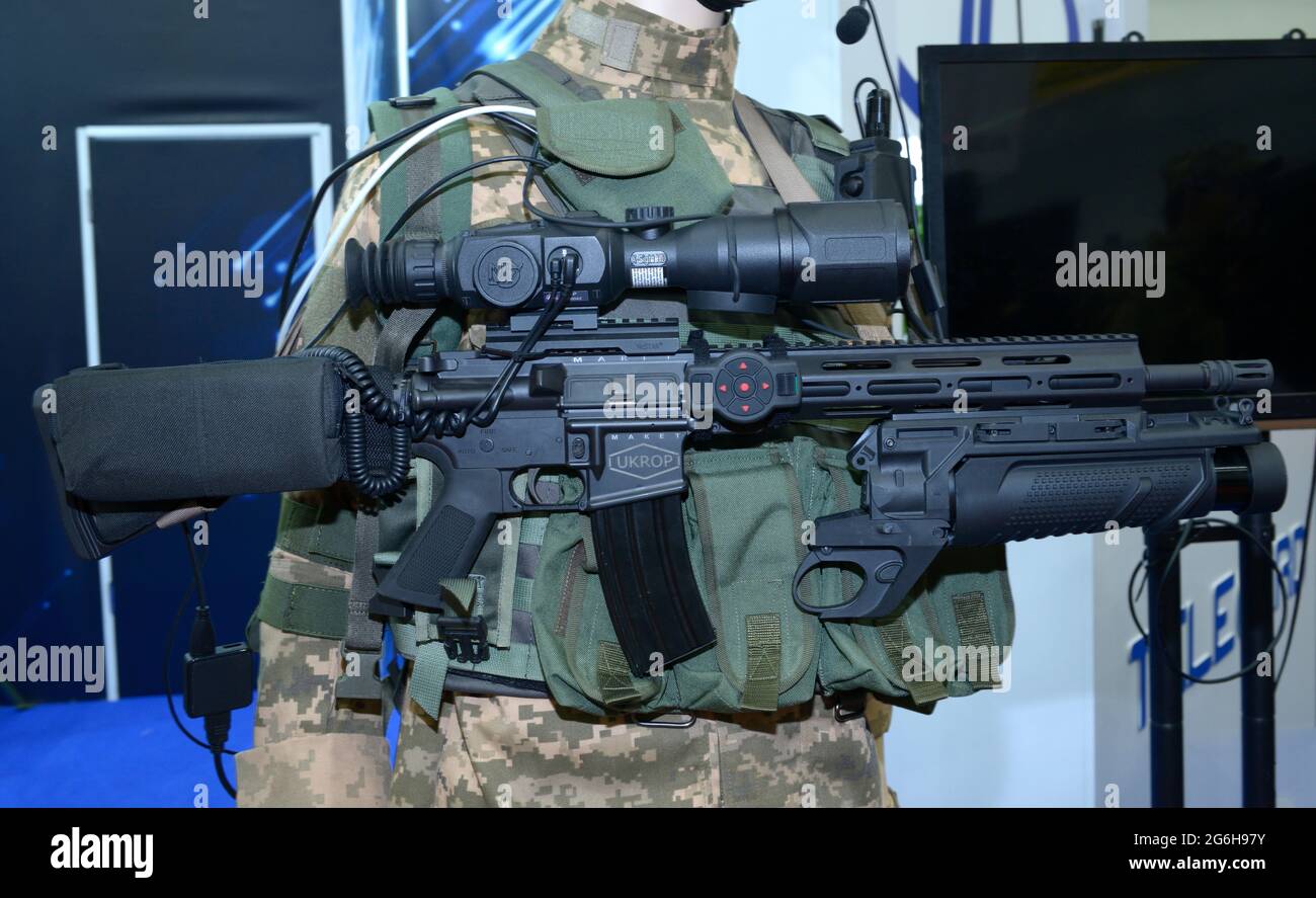 Grenade launcher hi-res stock photography and images - Alamy