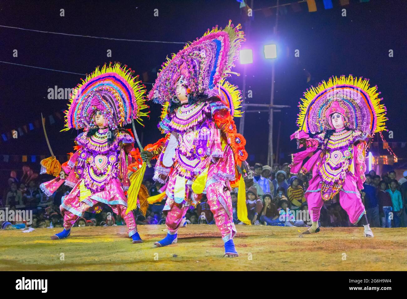 Indian traditional chhau dancer hi-res stock photography and images - Alamy
