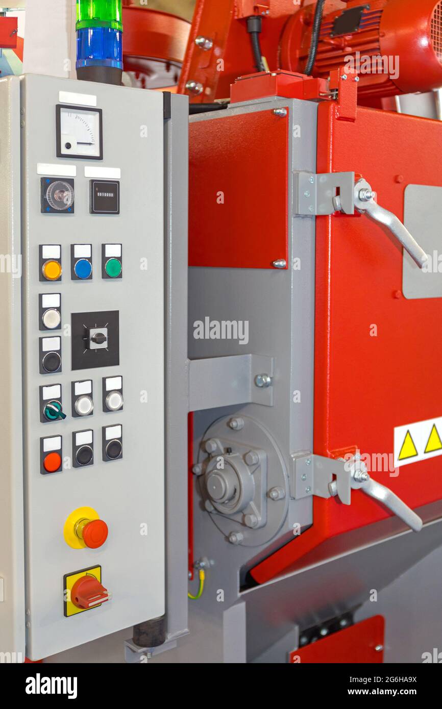 Shot blasting hi-res stock photography and images - Alamy