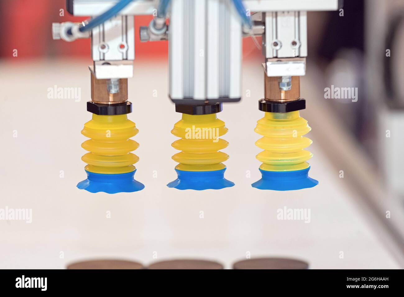 Vacuum suction robotic arm picking hi-res stock photography and images ...