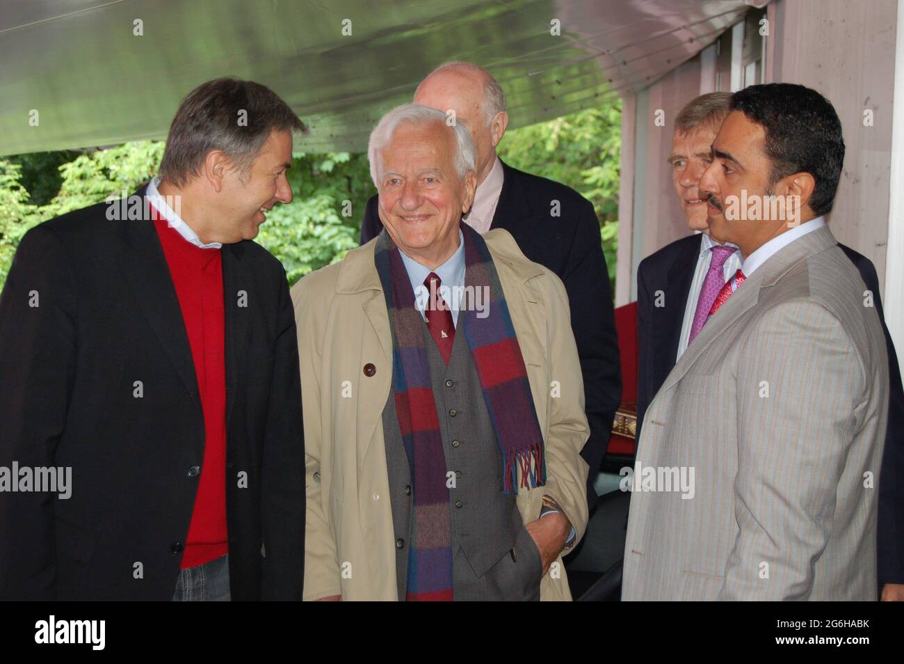 Scheich mohamed bin faleh al thani hi-res stock photography and images ...