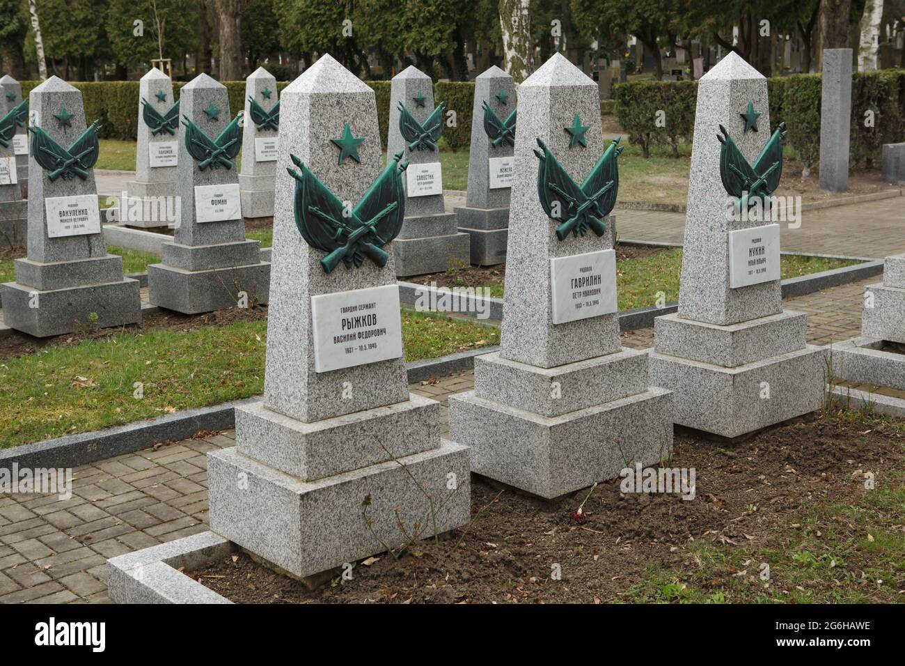 Soviet war memorial at Olšany Cemetery in Prague, Czech Republic ...