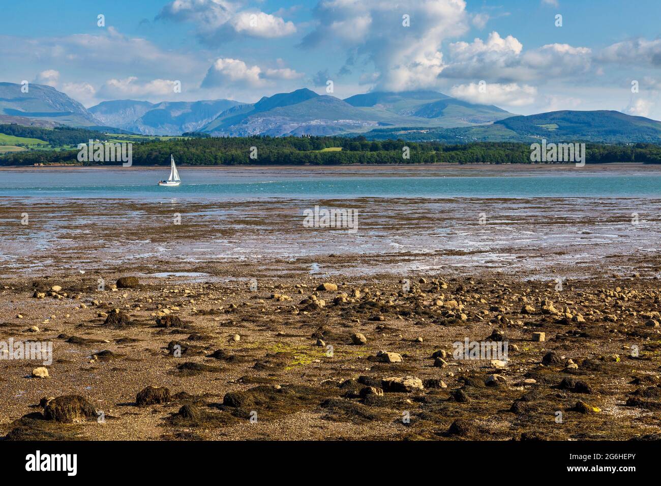 Menai strait beach hi-res stock photography and images - Alamy