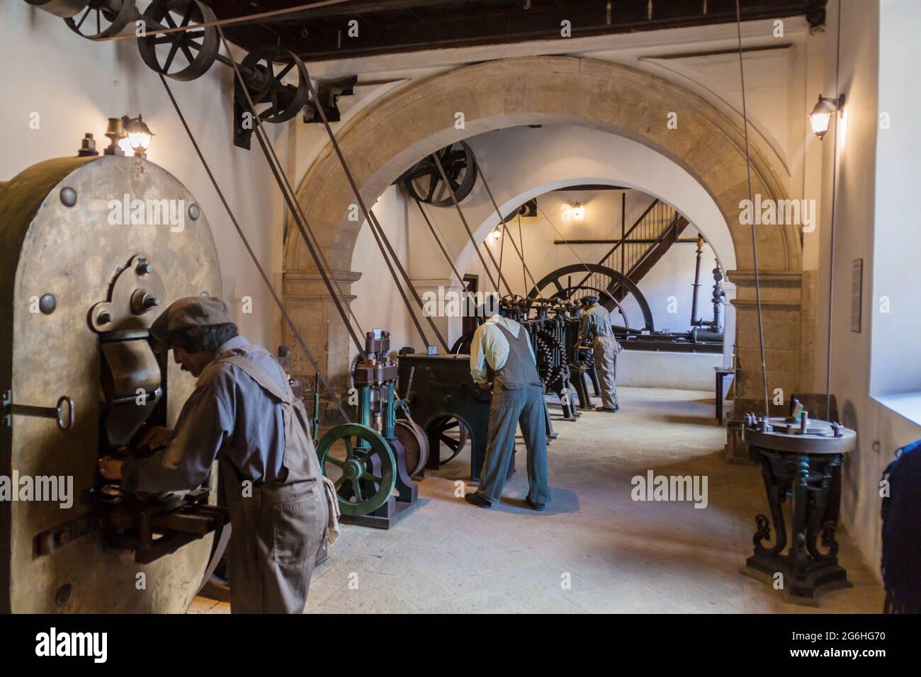 Casa de la moneda building hi-res stock photography and images - Alamy