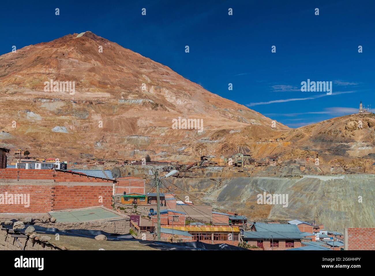 Cerro Rico (Rich Mountain) in Potosi, Bolivia Stock Photo - Alamy
