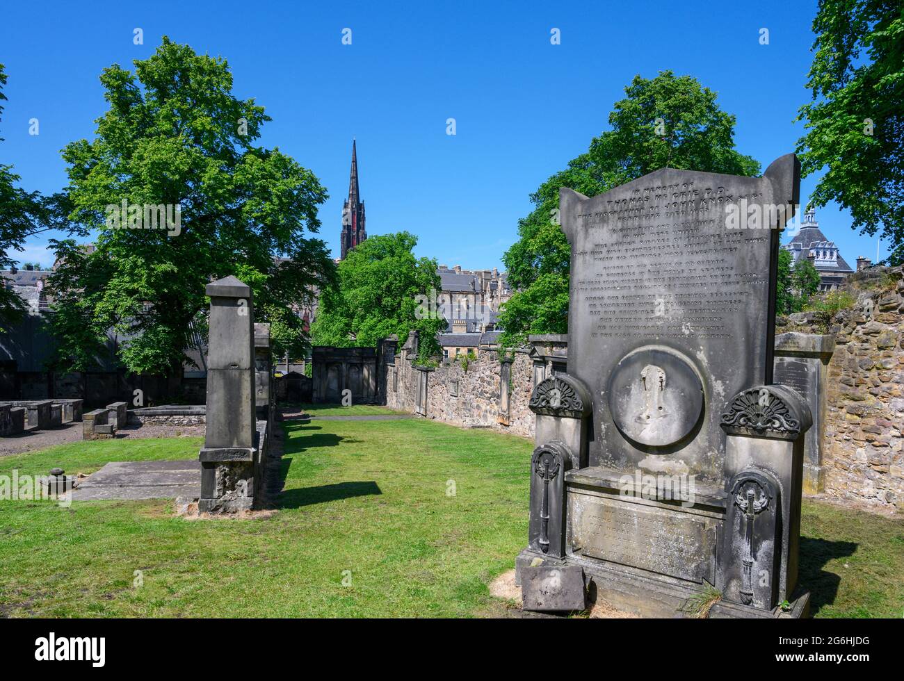 Greyfriars kirk edinburgh scotland hi-res stock photography and images ...