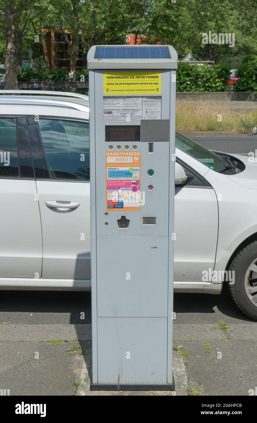 Parkautomat, Berlin, Deutschland Stock Photo - Alamy