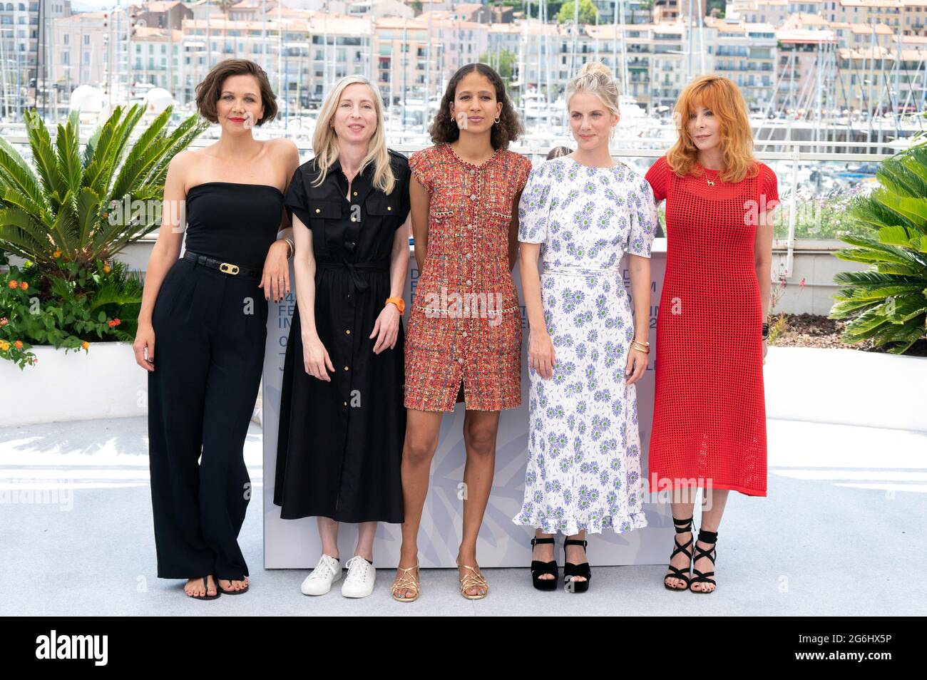 Cannes, France. 06 July 2021, Jury members Maggie Gyllenhaal, Jessica ...