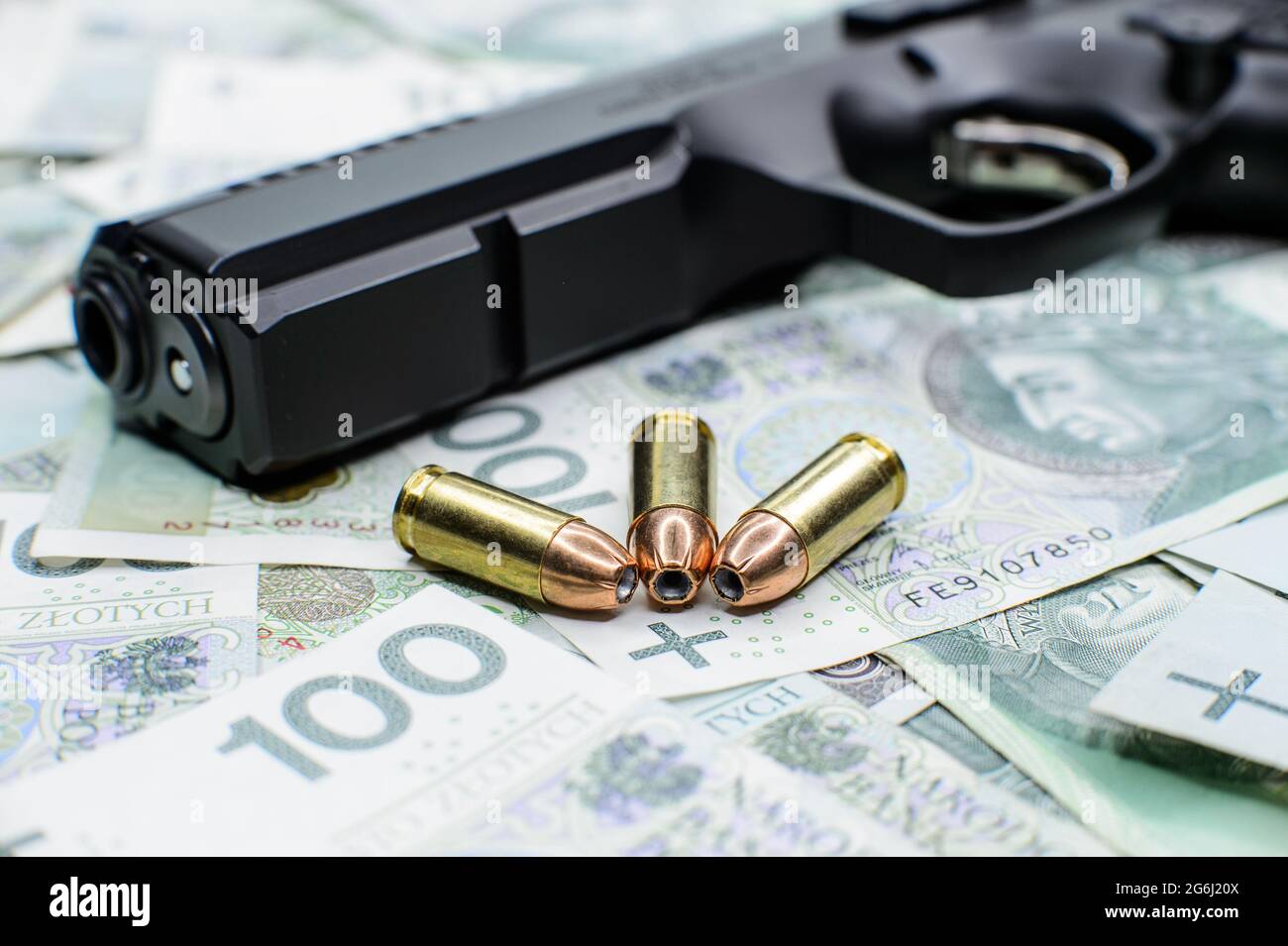Money gun shooting banknotes hi-res stock photography and images - Alamy