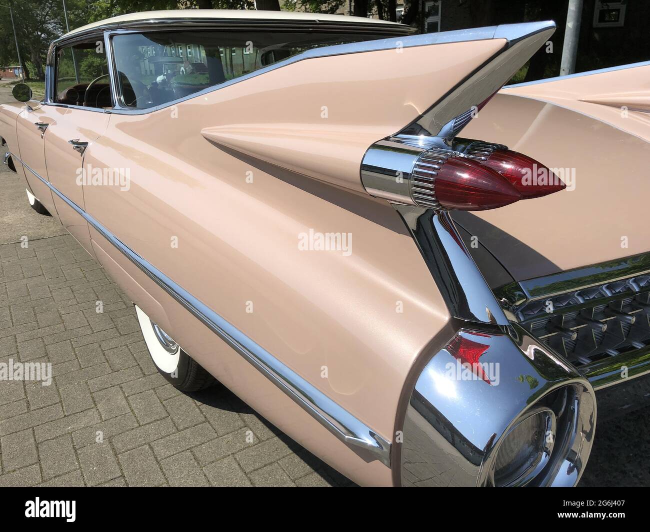 1959 cadillac pink hi-res stock photography and images - Alamy