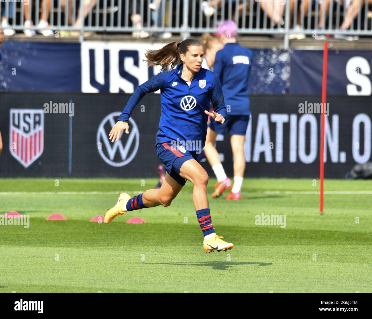 Connecticut, United States. 05/07/2021, Tobin Heath (7 USA) during warm ...