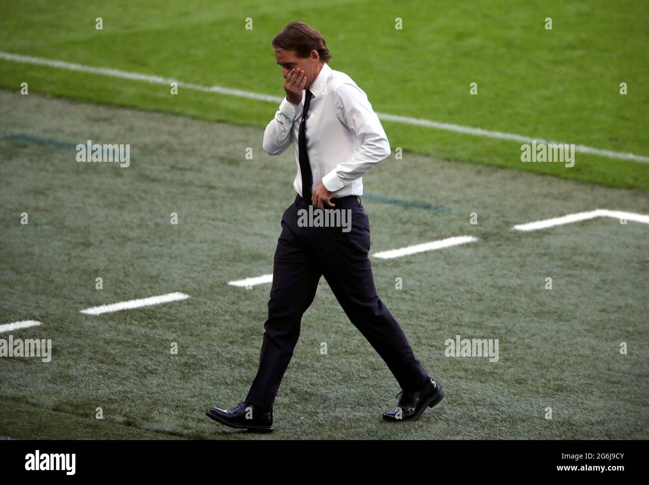 Italy manager Roberto Mancini reacts on the touchline during the UEFA ...