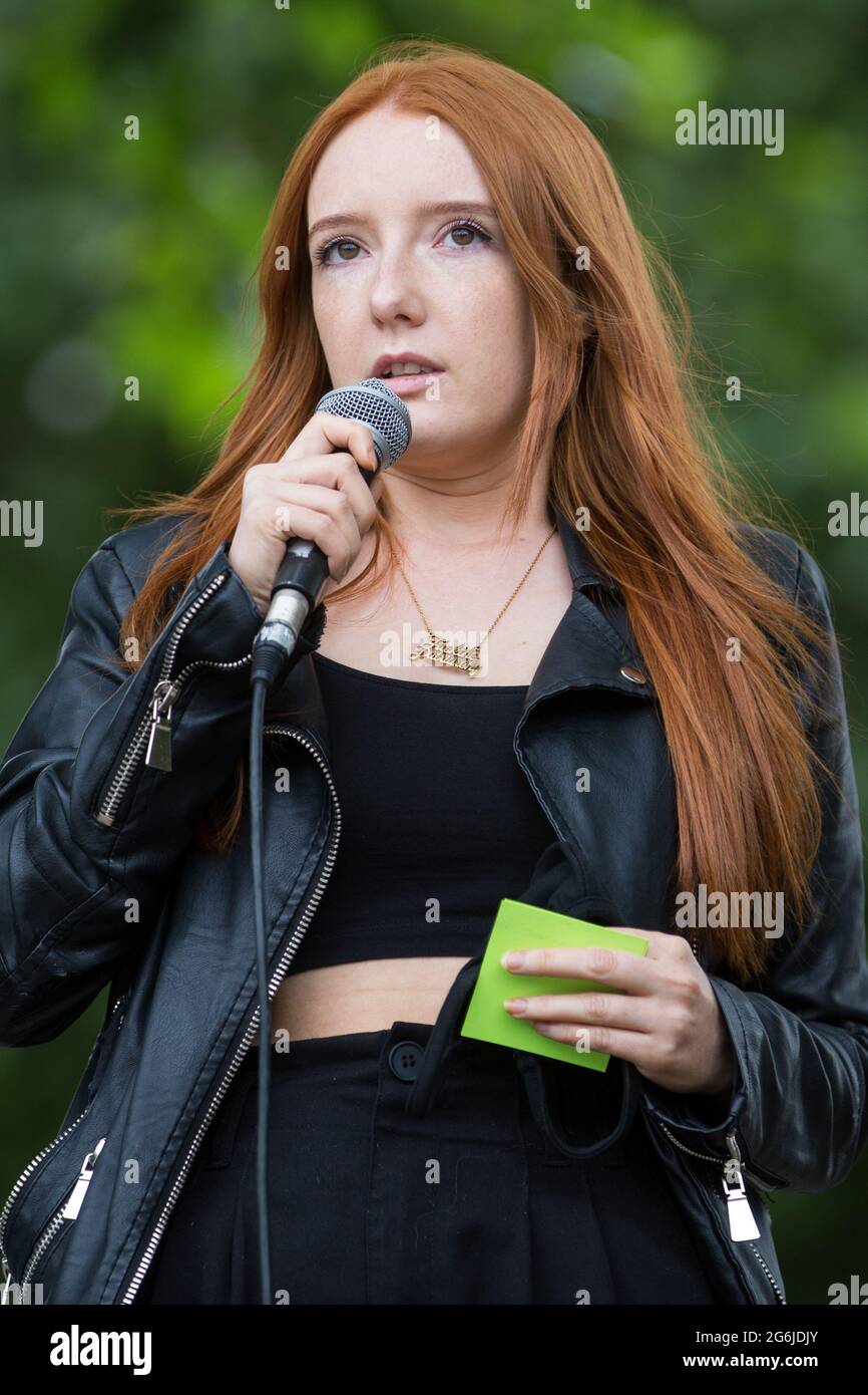 Sarah stevenson hi-res stock photography and images - Alamy