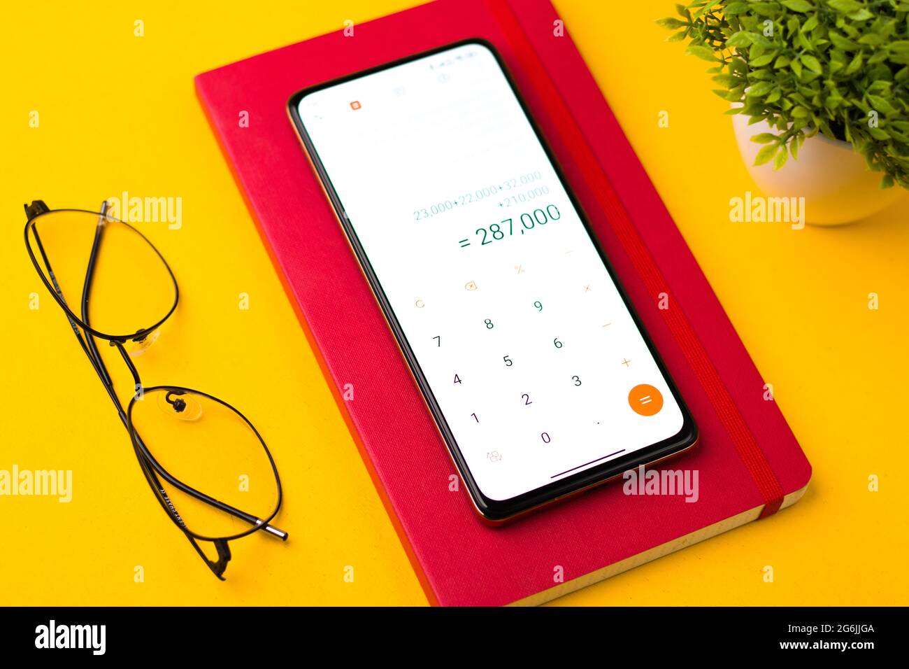 Cost planning tool hi-res stock photography and images - Alamy