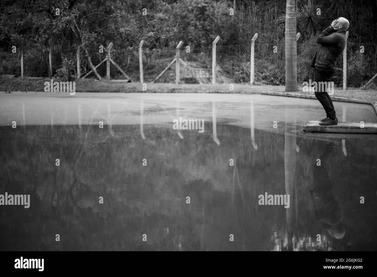 Facepalming hi-res stock photography and images - Alamy