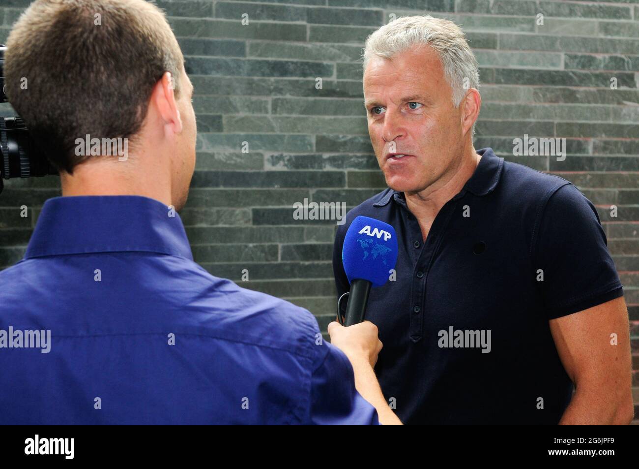 Peter R de Vries, a Dutch crime journalist has been shot in Amsterdam ...