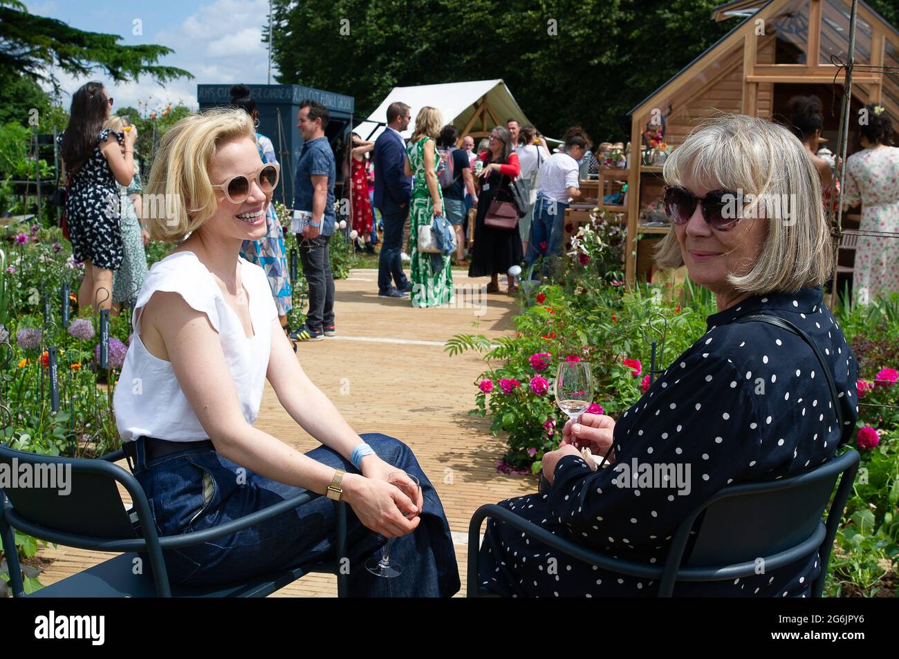 Kate phillips hi-res stock photography and images - Alamy