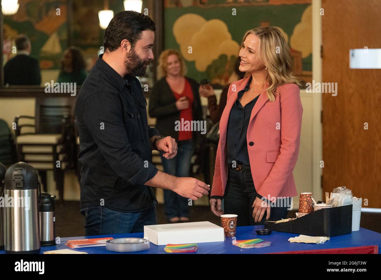 LOVE, VICTOR, (aka LOVE VICTOR), from left: James Martinez, Julie Benz ...